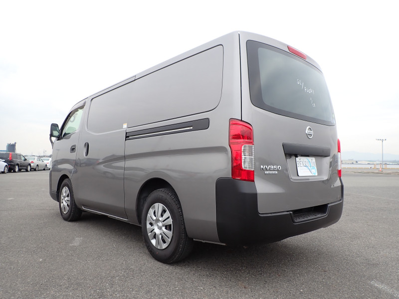 Used Japan Nissan NV350 DX - NISSAN CARAVAN NV350 | Back Camere | Benricom Autos Co., Ltd.